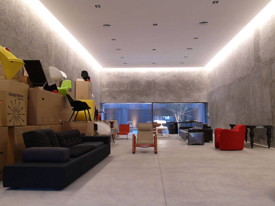 Gallery of Volume B store / Marcio Kogan - 22