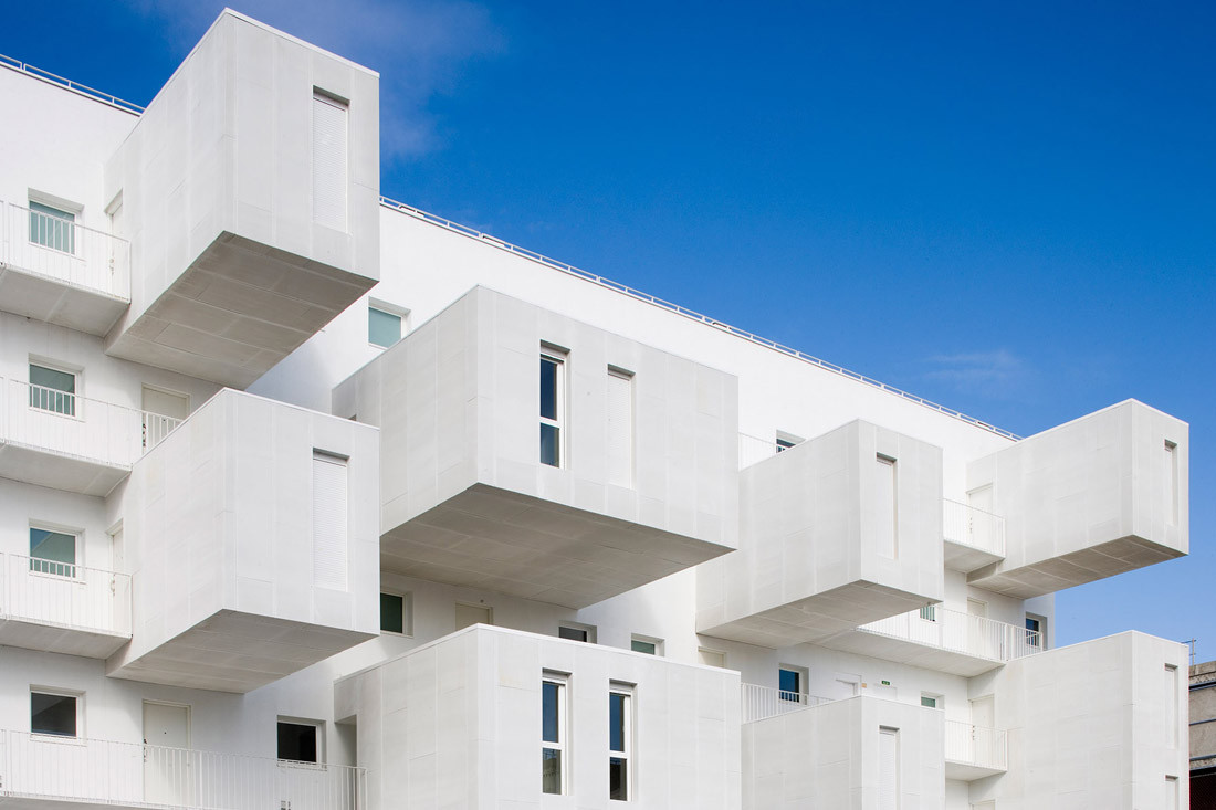 Gallery of Carabanchel Housing / dosmasuno arquitectos - 24