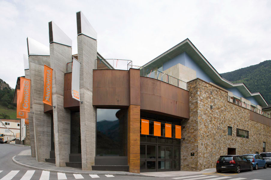 Gallery of Ordino Complex / Arteks Arquitectura + Esther Pascal ...