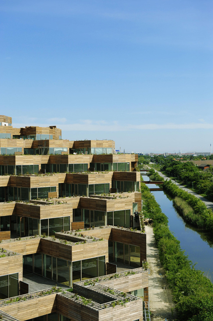画廊 Mountain Dwellings / PLOT = BIG + JDS - 11