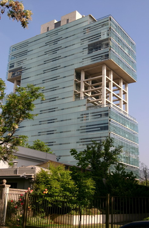 Gallery of Duoc Corporate Building / Sabbagh Arquitectos - 6