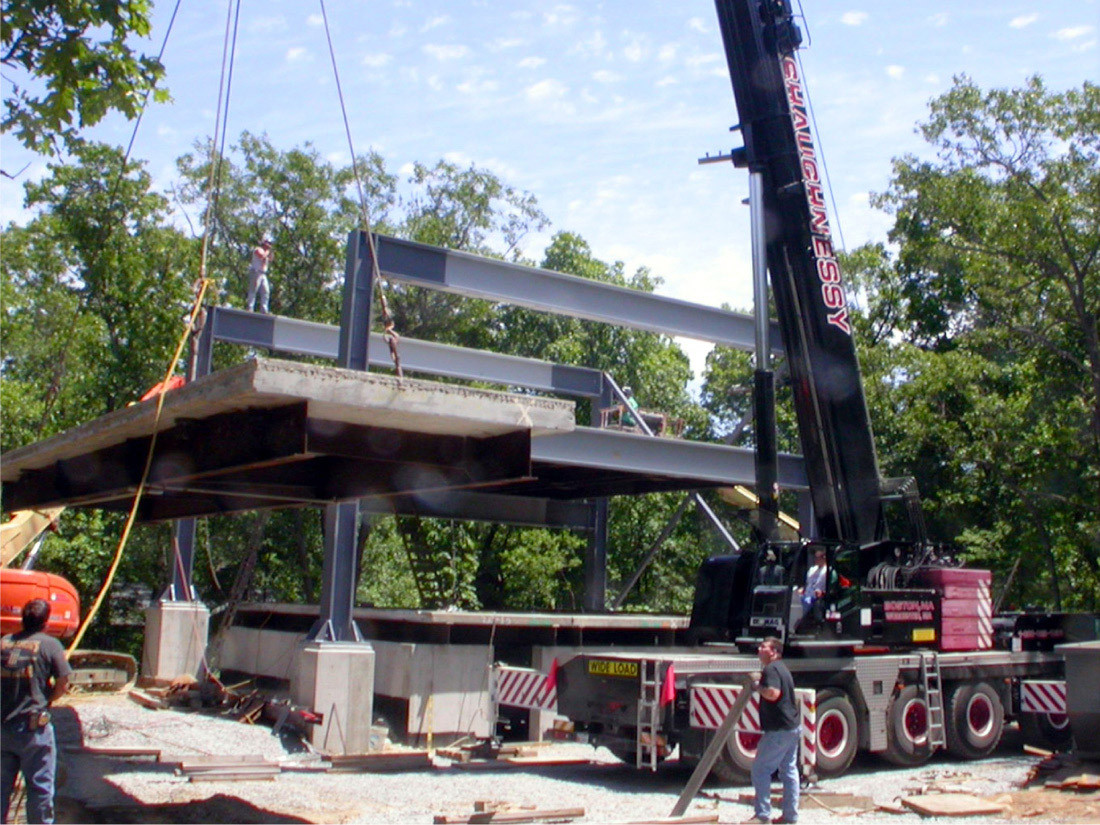 Gallery of Big Dig House / Single Speed Design - 25