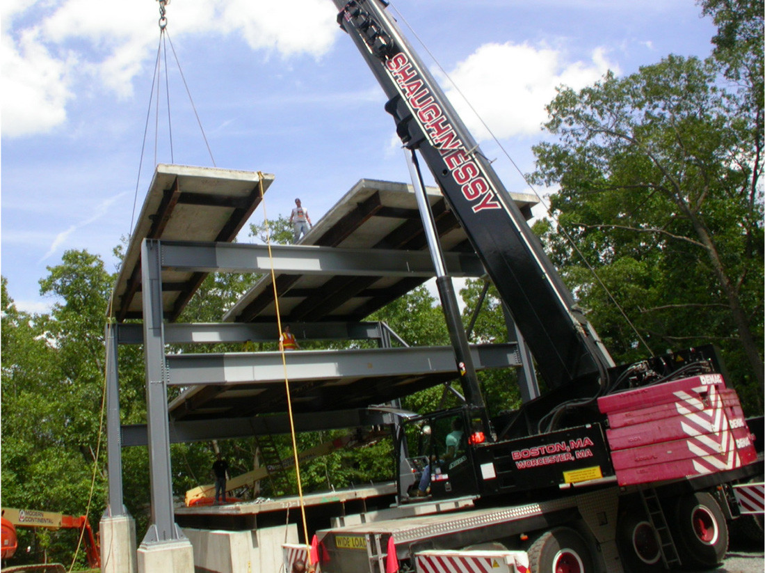 Gallery of Big Dig House / Single Speed Design - 27