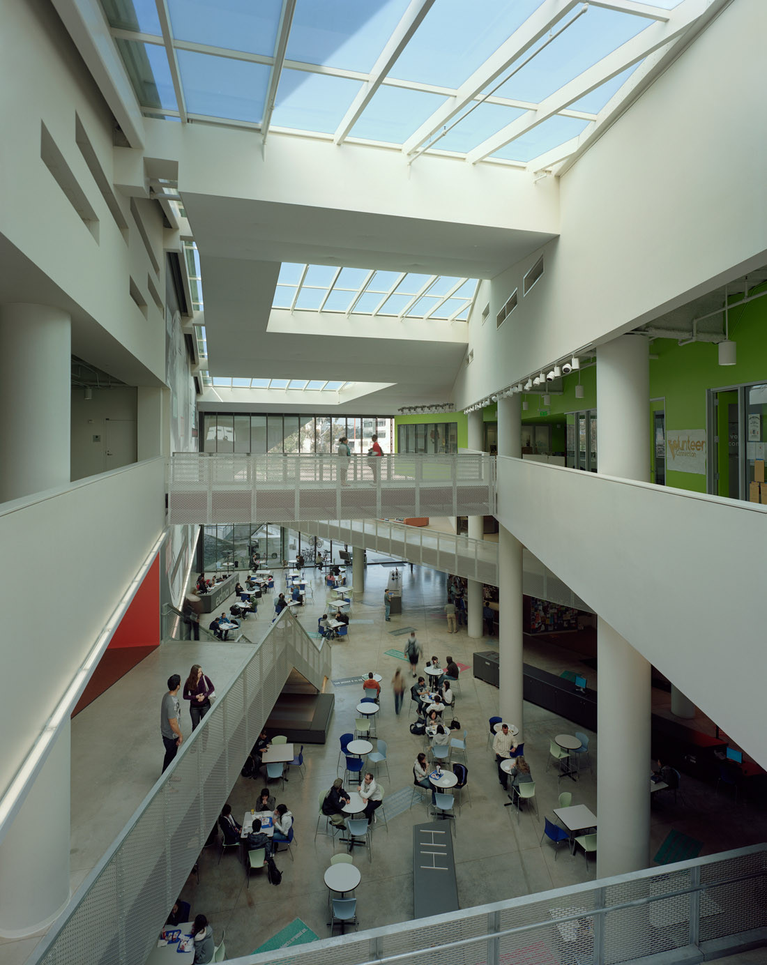 Gallery of UCSD Price Center East / Yazdani Studio of CannonDesign - 8