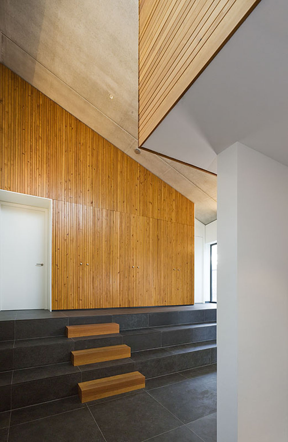 Gallery of Dwelling-workhouse HDT / Hoogte Twee Architecten - 12