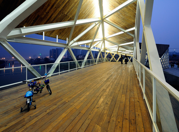 Gallery of Quingpu Pedestrian Bridge / CA-DESIGN - 13