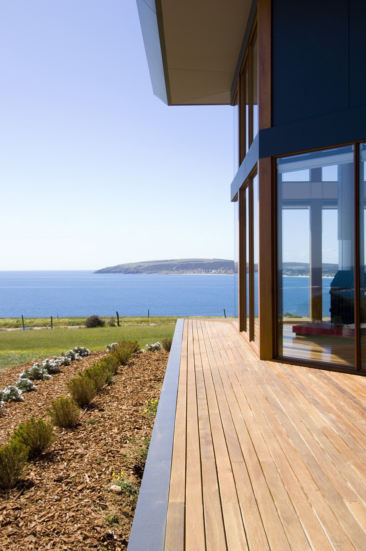 Gallery of Emu Bay House / Max Pritchard Architect - 6