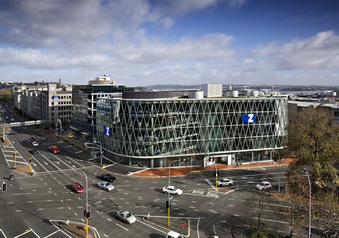 Gallery of NZI Centre / Jasmax - 6