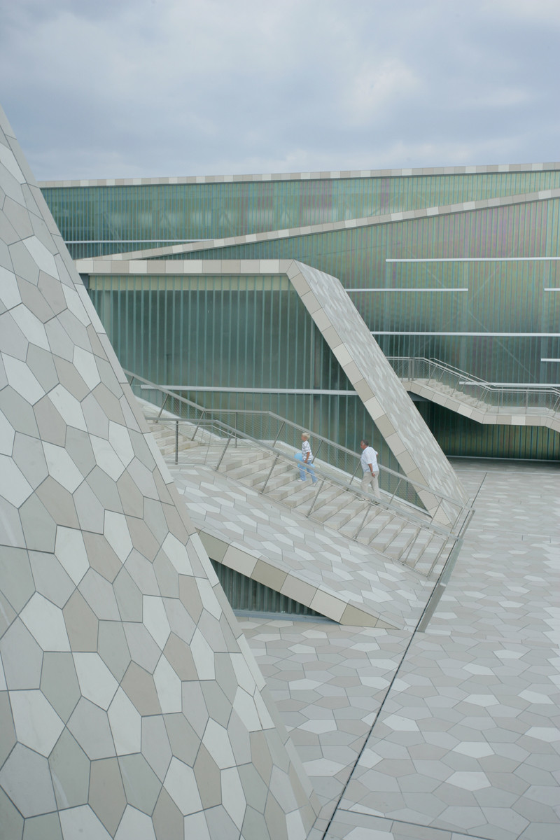 Gallery of Zamet Centre / 3LHD - 19