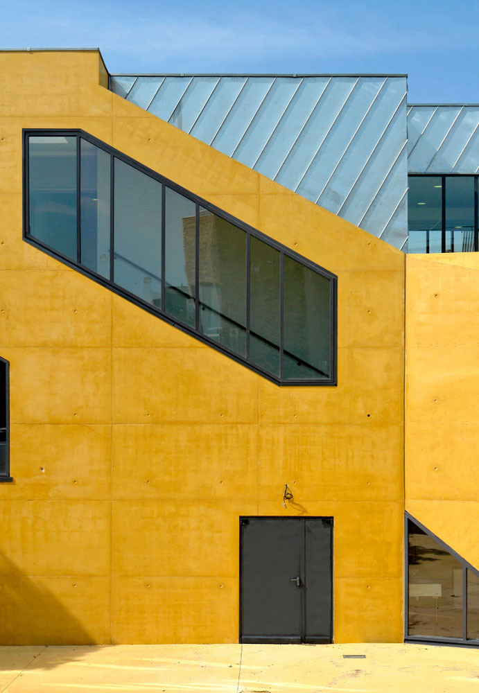 Gallery of Apprentice Formation Centre / AIR - 9