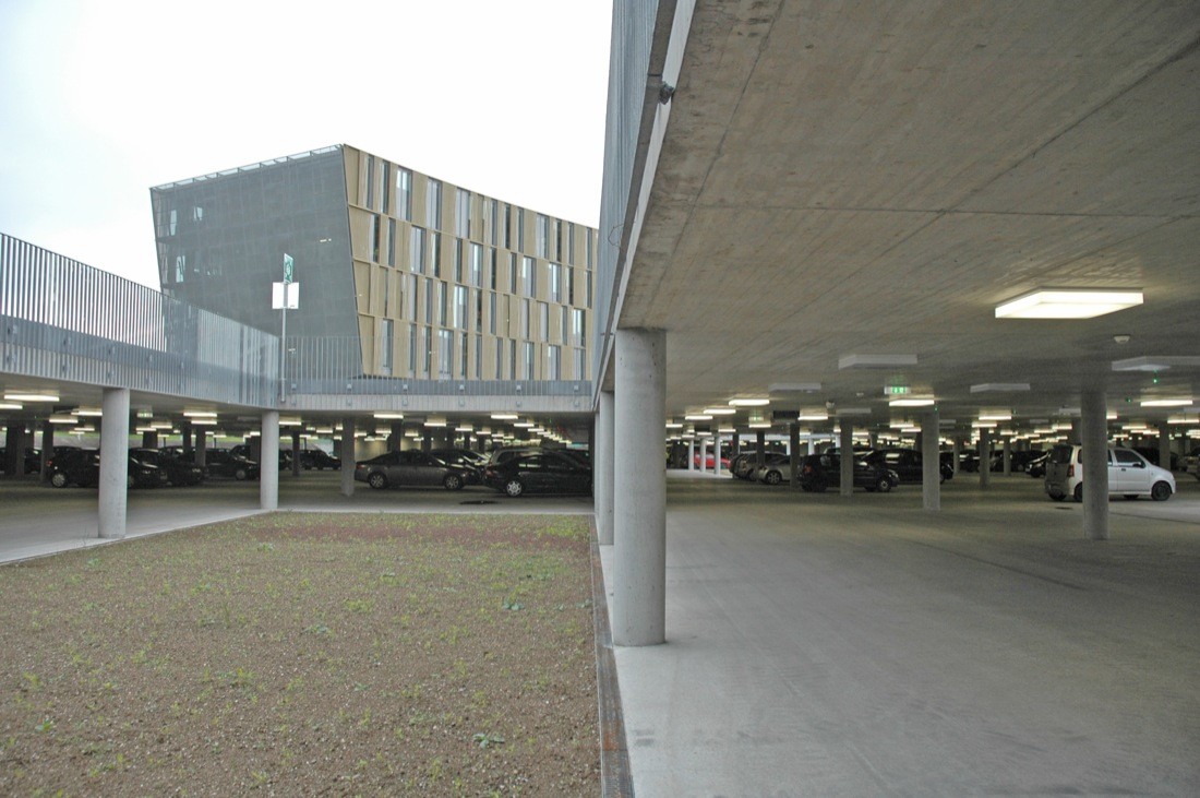 Gallery of Voest Alpine Office Center / Dietmar Feichtinger Architectes - 2