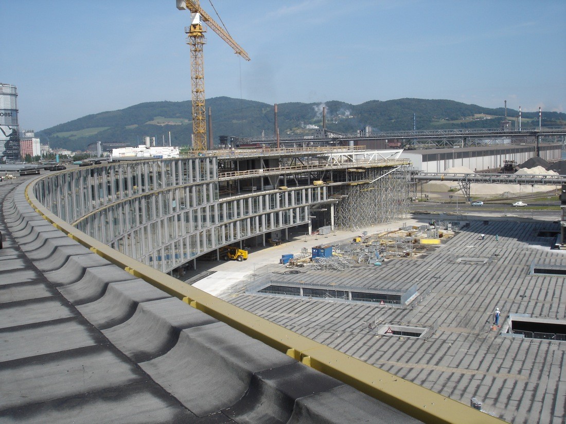 Gallery of Voest Alpine Office Center / Dietmar Feichtinger Architectes ...