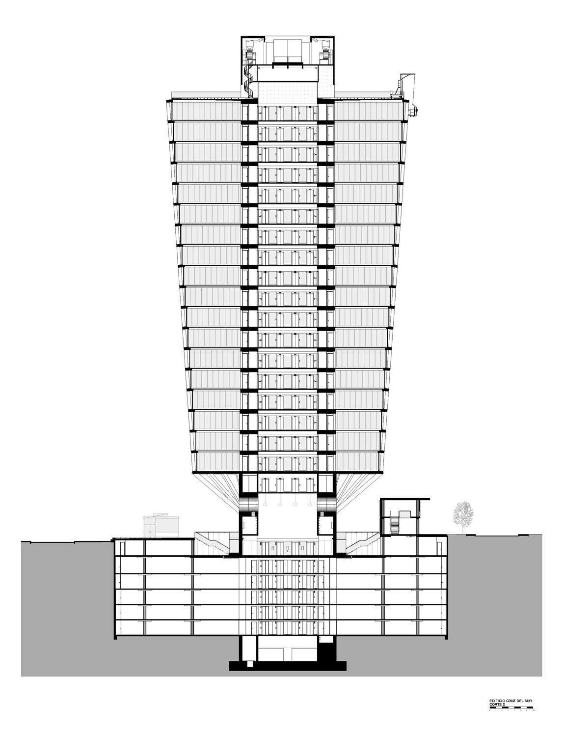 Gallery of Cruz del Sur Building / Izquierdo Lehmann - 39
