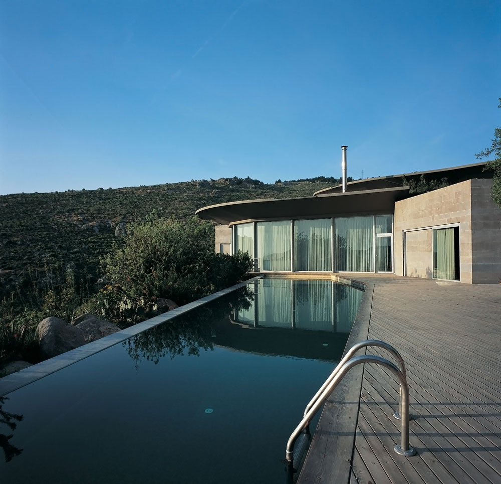 Gallery of Exploded House / GAD Architecture - 5