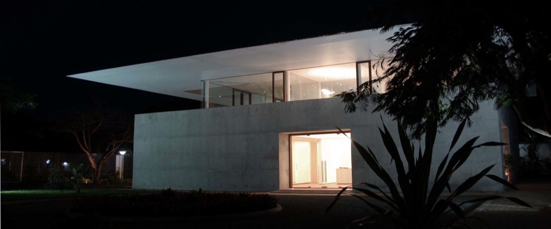 Gallery of Aon Insurance Headquarters / SPASM Design Architects - 13