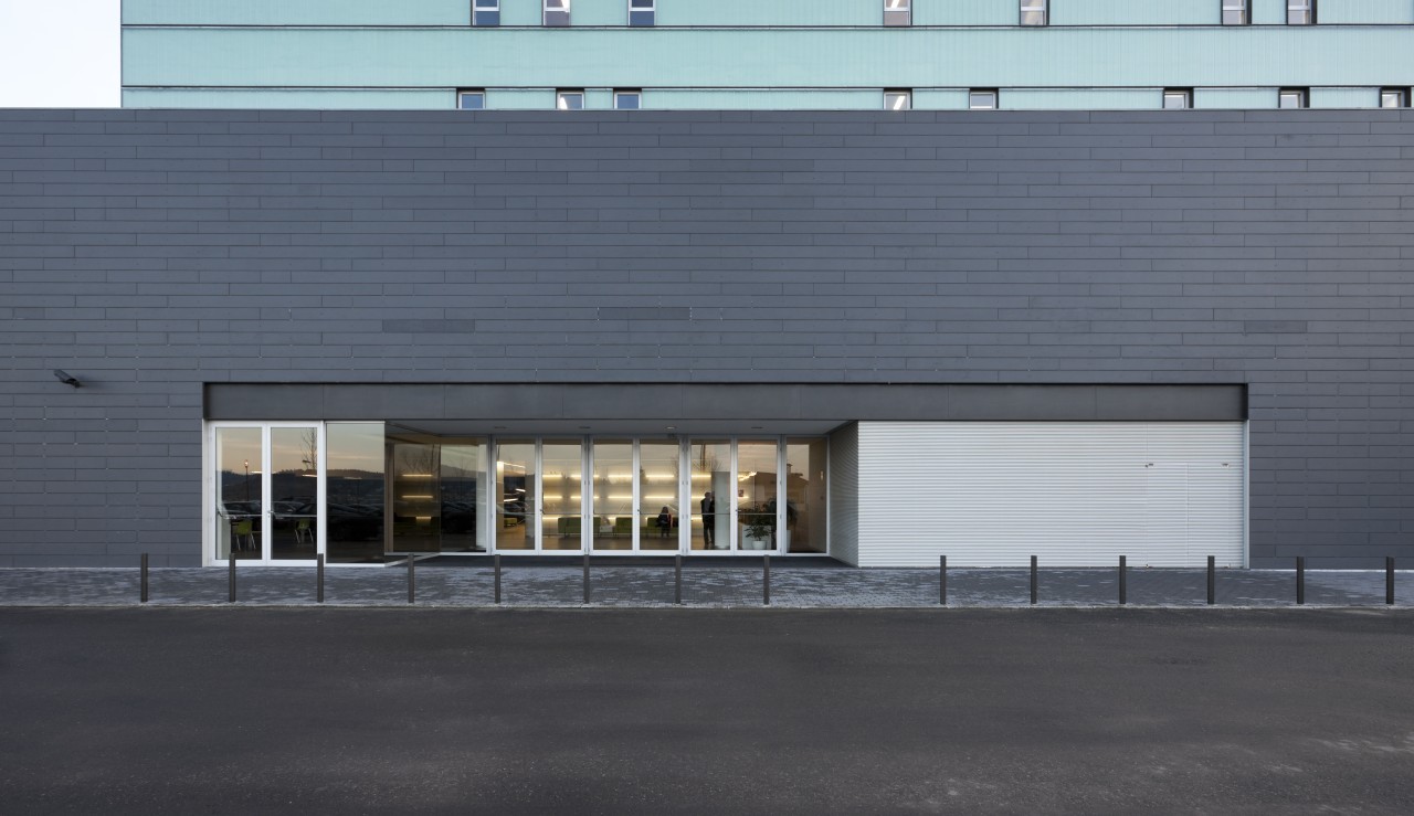 Gallery of Guimarães Private Hospital / Pitagoras Group - 19