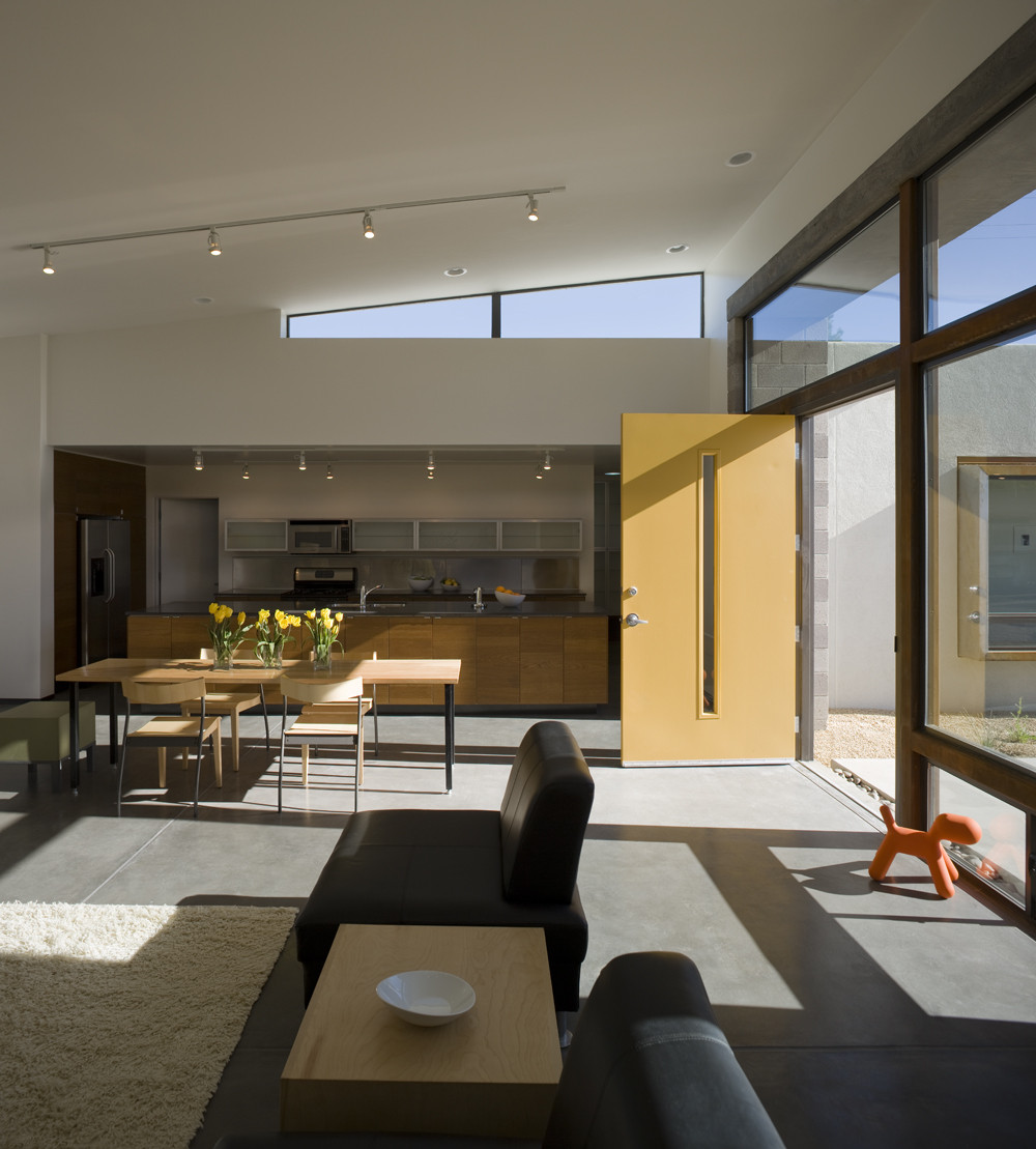 Gallery of The Six: Courtyard Houses / Ibarra Rosano Design Architects - 5