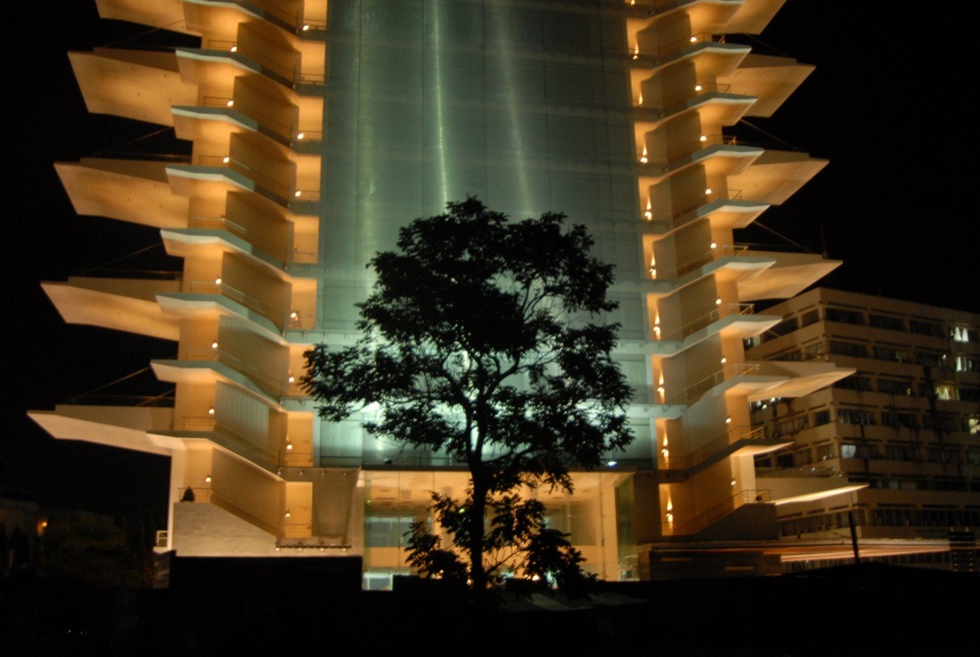 Gallery of Exim Tower / SPASM Design Architects - 15