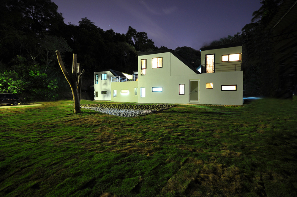 Gallery of Terrace Villa / Solid Space Atelier - 6