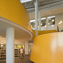 The Poplar Creek Public Library / Frye Gillan Molinaro Architects ...
