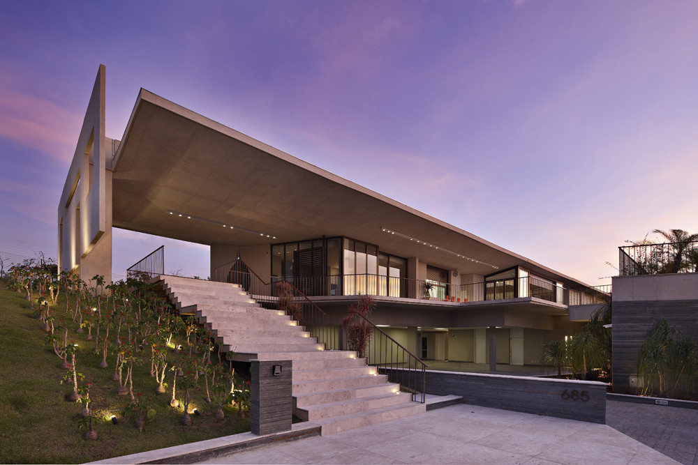 Gallery of JE House / Humberto Hermeto - 8