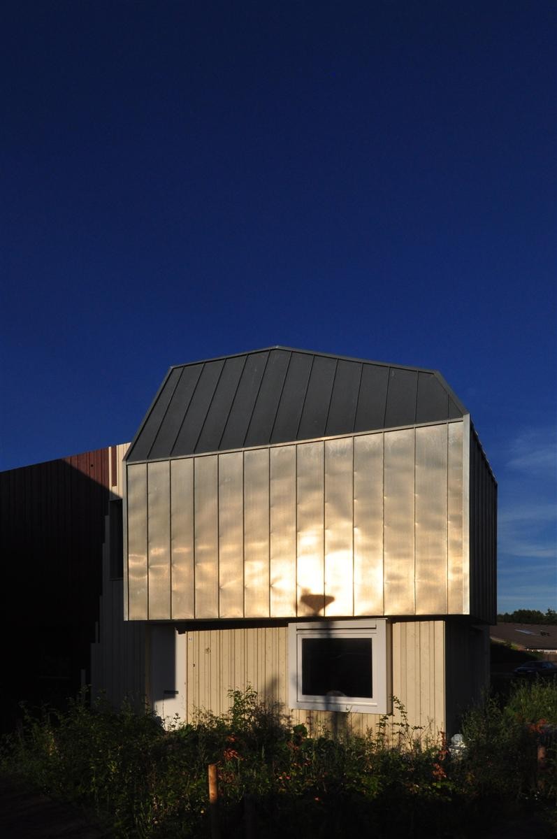 Gallery of Housing for Musicians / 24H > architecture - 27