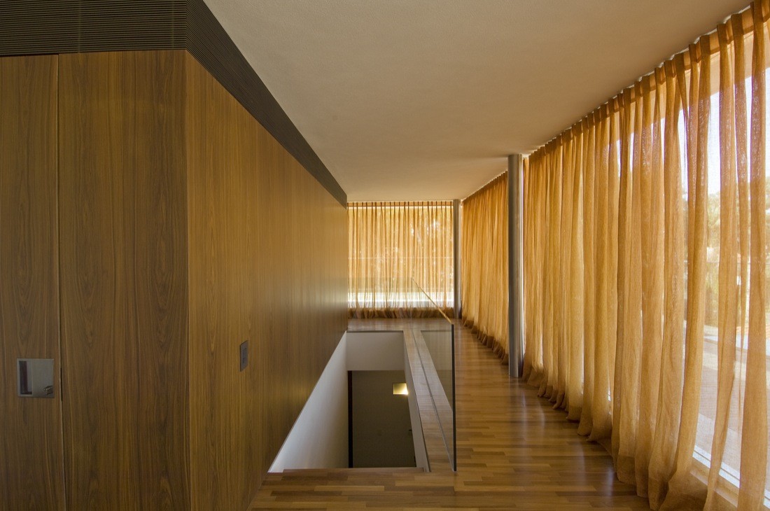Gallery of House 53 / Marcio Kogan - 5