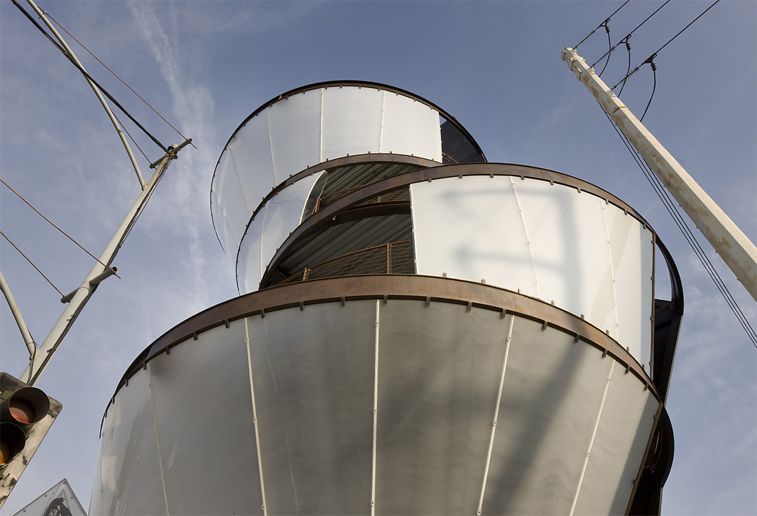 Gallery of Samitaur Tower / Eric Owen Moss Architects - 8