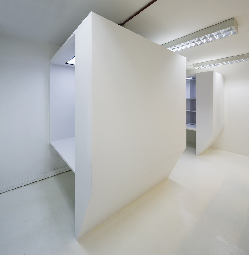 Gallery of Thin Office / Studio SKLIM - 8