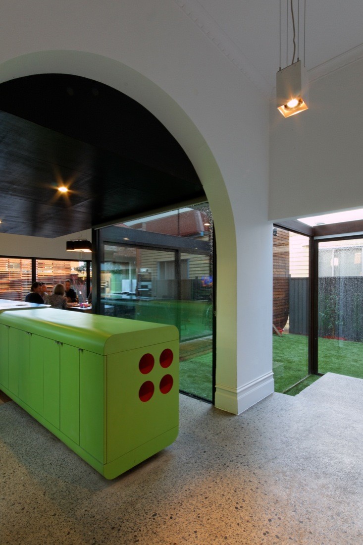 Gallery of Mash House / Austin Maynard Architects - 16