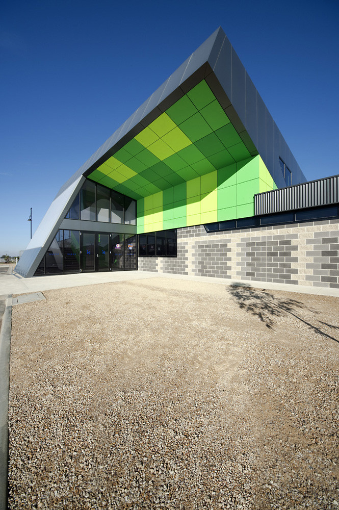 Gallery of Highgate Recreation Pavilion / Suters Architects - 16