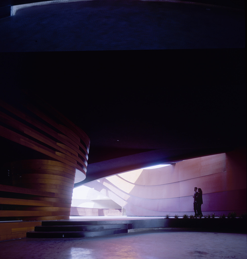 Gallery of Design Museum Holon / Ron Arad Architects - 9