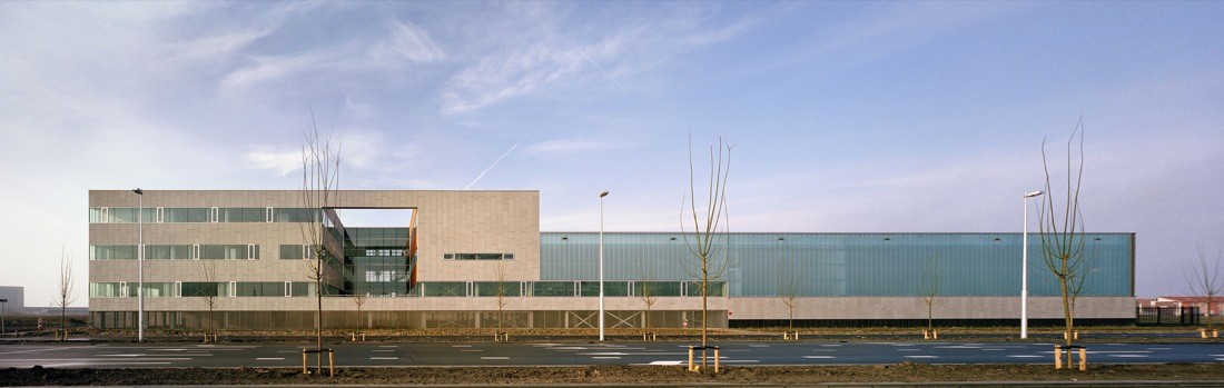 Gallery of Simed Health Care Group / DHV architects - 9