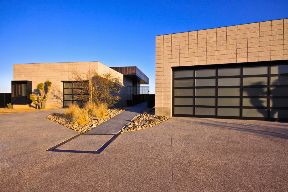 Gallery of House In Two Parts / assemblageSTUDIO - 6