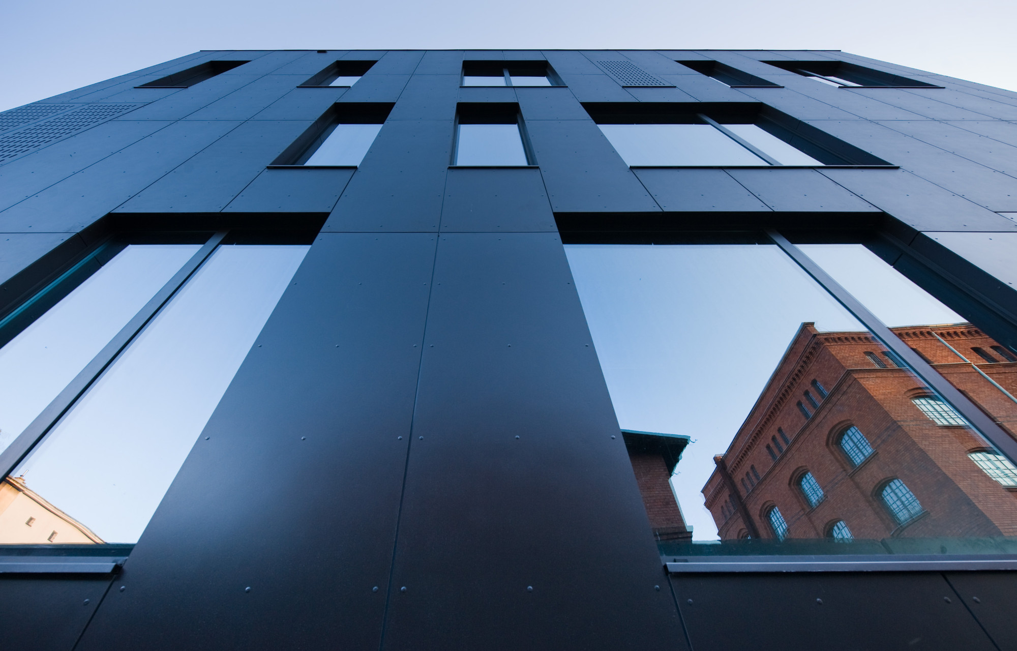 Gallery of Rödl & Partner Office Building / Medusa Group - 13