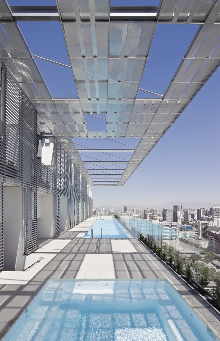 Gallery of Gen Building / Assadi + Pulido - 12