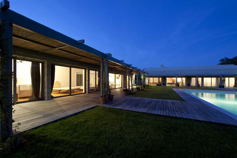 Gallery of Two Houses / Arhitektri - 12