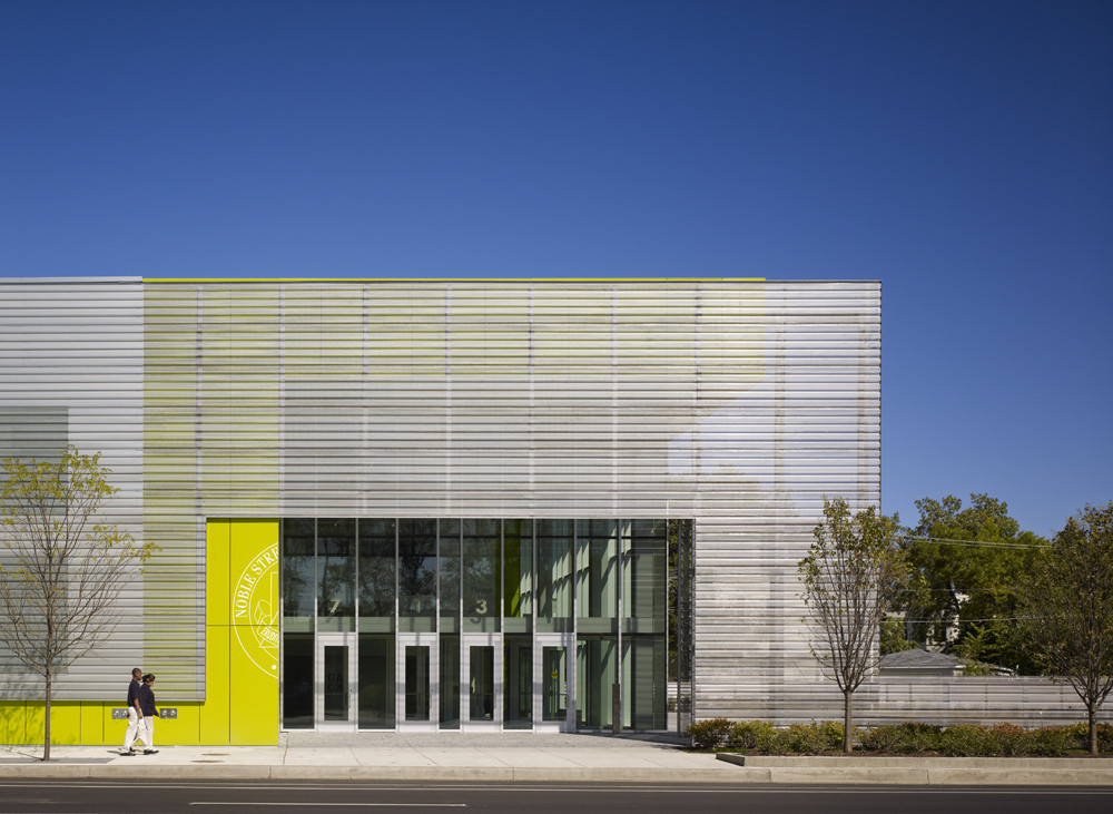 Gallery of Gary Comer College Prep / John Ronan Architects - 6