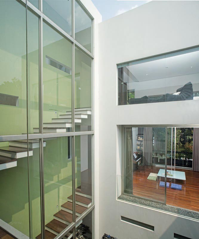 Gallery of Split Level House / Indra Tata Adilaras - 8