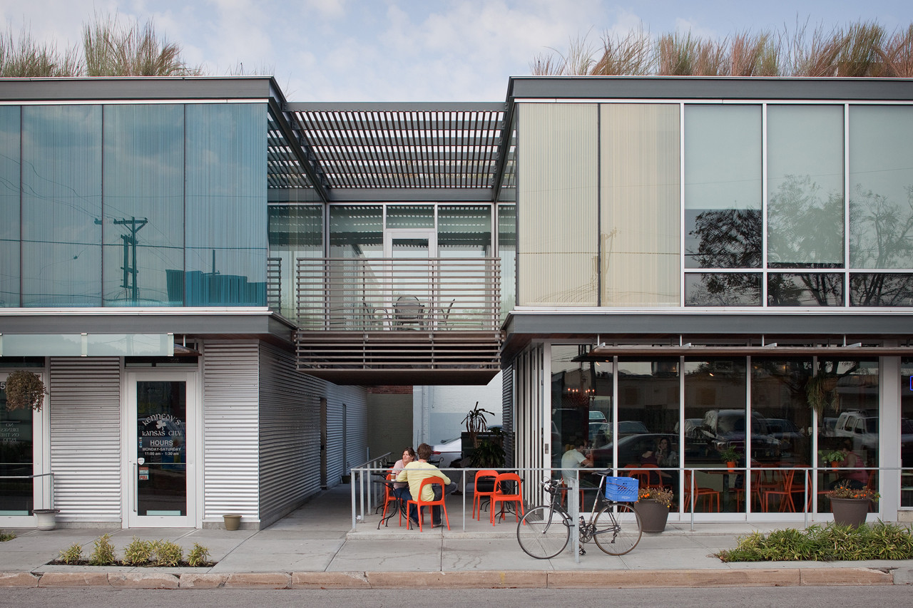 Gallery of Botwin Building / El Dorado - 32