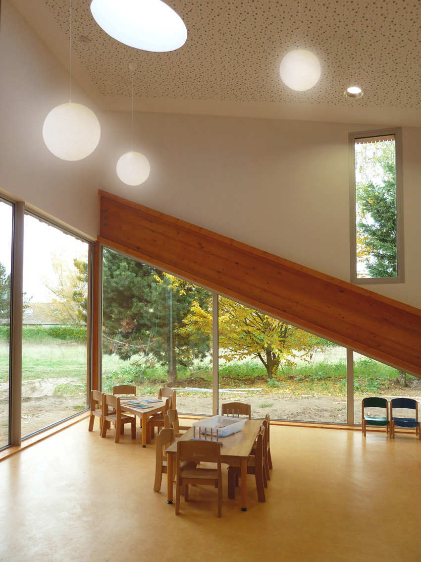 Gallery of Le Petit Prince Nursery School / AR+TE Architectes - 4