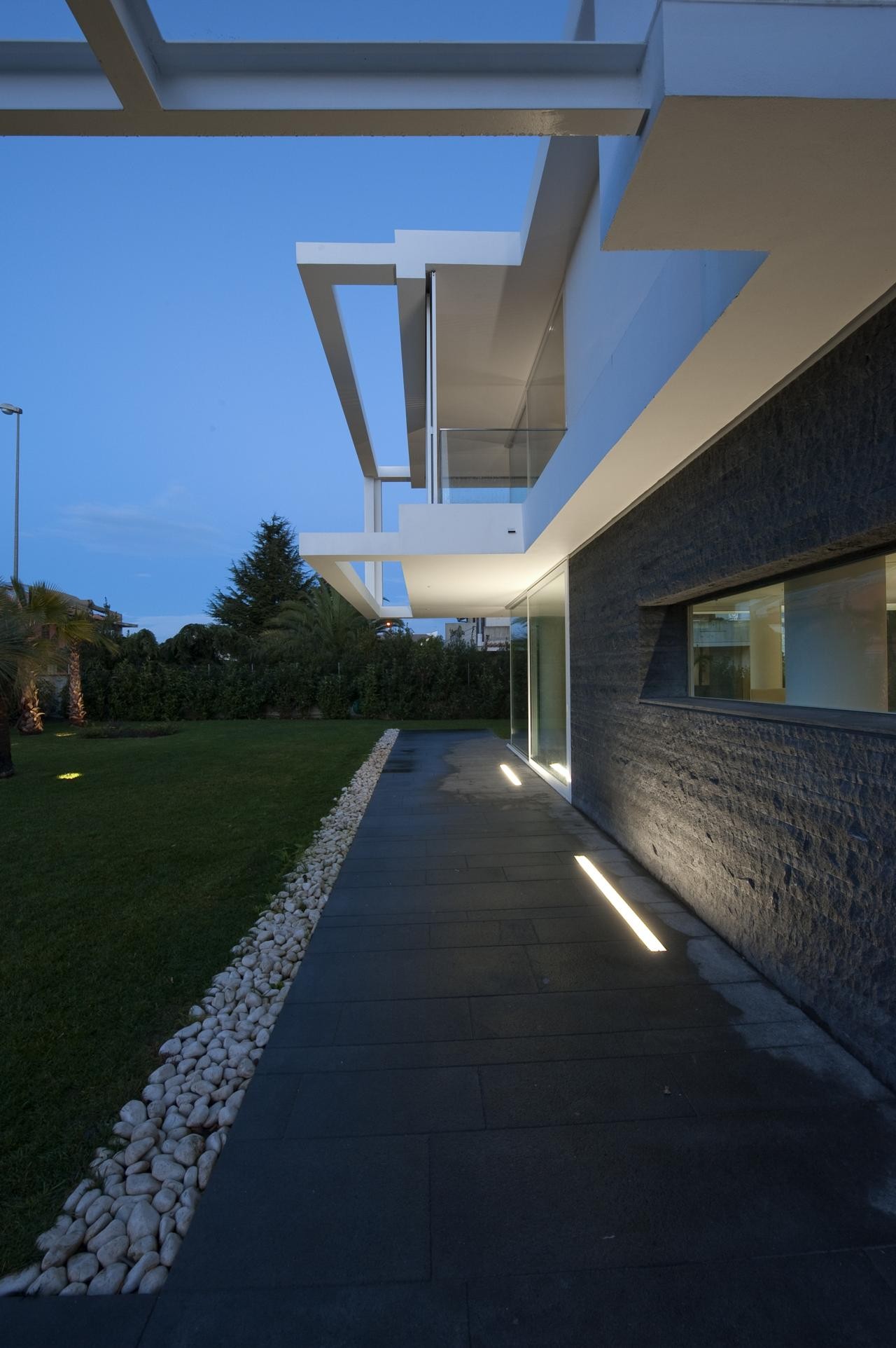 Gallery of Villa PM / Architrend Architecture - 16