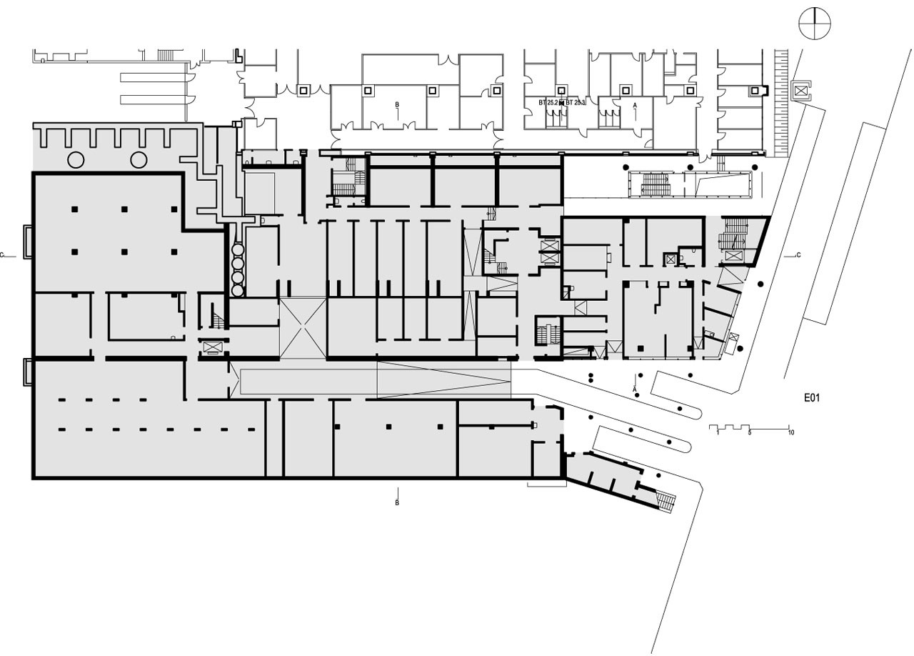 Gallery of Research Center For Molecular Medicine / Kopper Architektur - 9