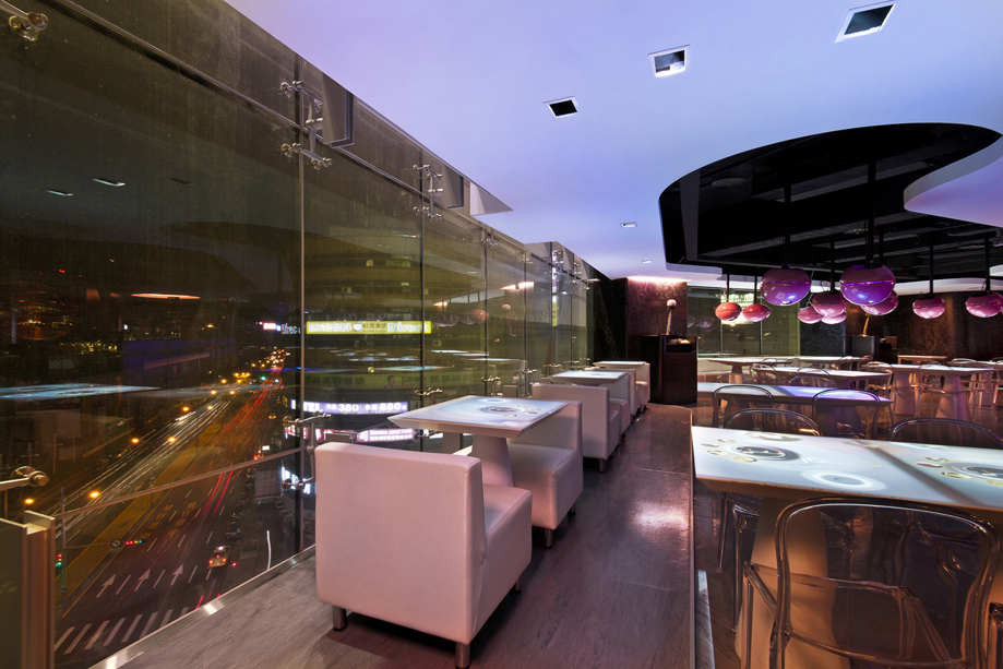 Gallery of MOJO iCuisine Interactive Restaurant / Moxie Design - 13
