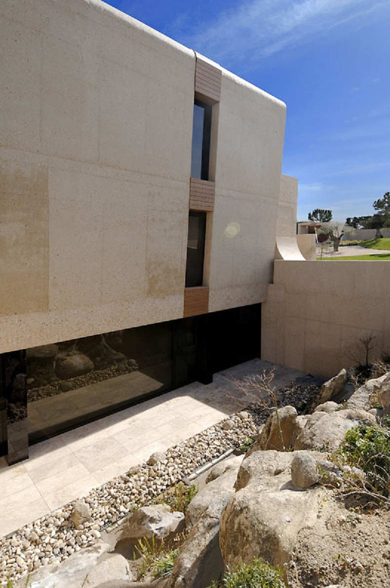 Gallery of Three Level House In Madrid / A-cero - 23