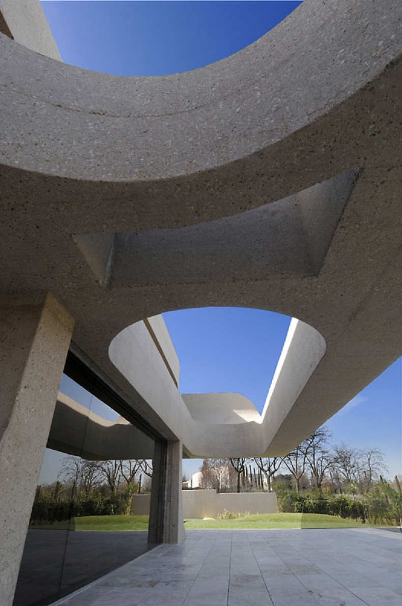 Gallery of Three Level House In Madrid / A-cero - 25