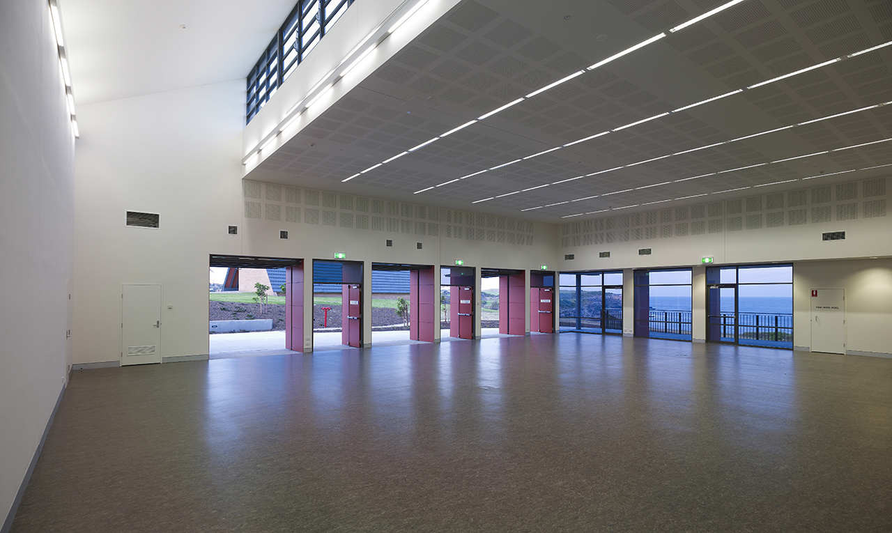 Gallery of Prince Henry Community Centre / Lahznimmo Architects - 10