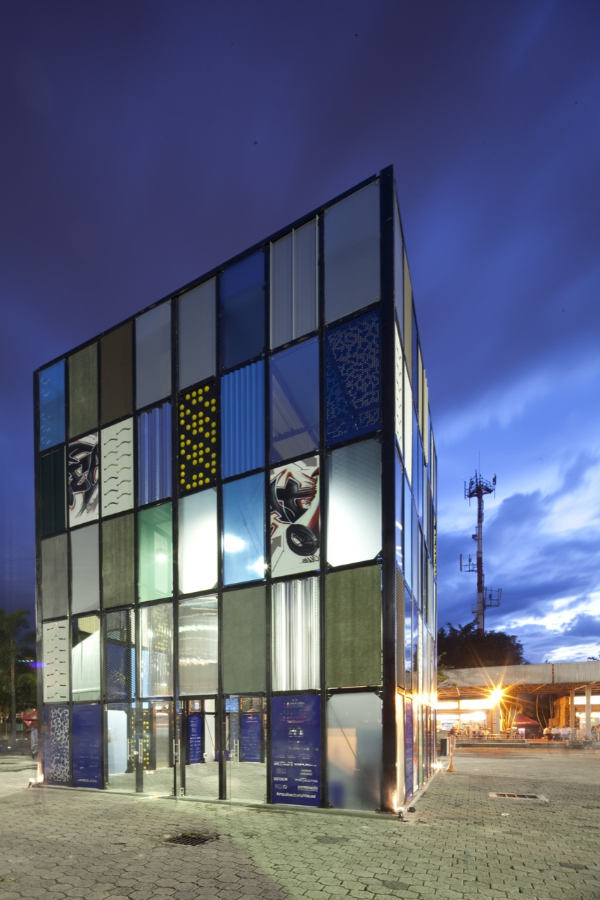 Gallery of Disconnected Pavilion / Plan:b Arquitectos - 8