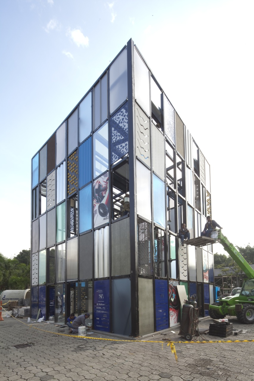 Gallery of Disconnected Pavilion / Plan:b Arquitectos - 14