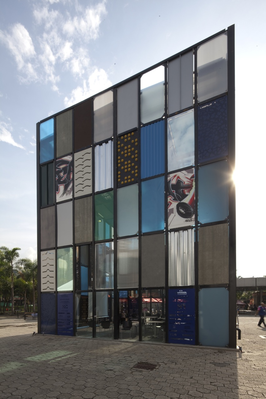 Gallery of Disconnected Pavilion / Plan:b Arquitectos - 15